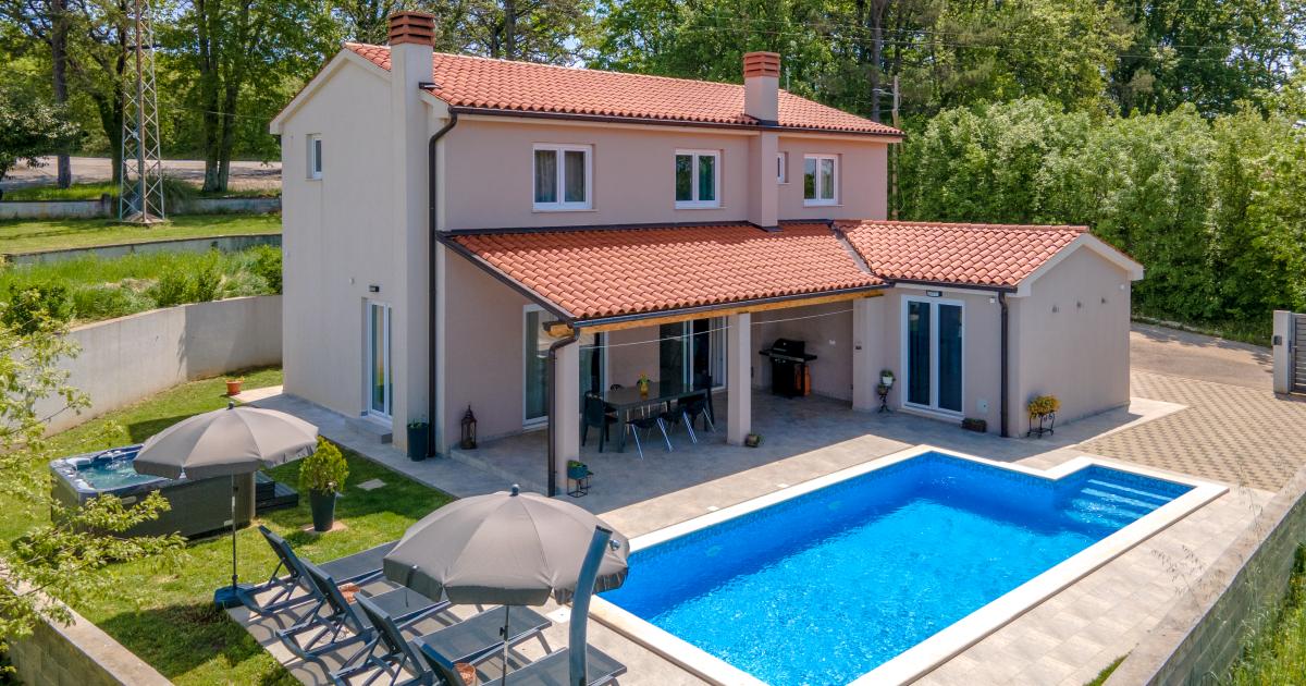 Davorowski.com - Holiday Homes in Croatia - Villa Blaise