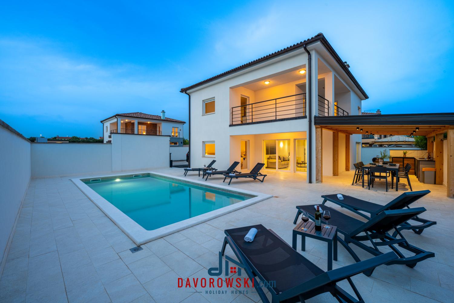 Davorowski.com - Holiday Homes in Croatia - Villa DJ
